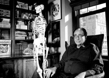 Radical Reads - Favorite books of famous people. Get lit.